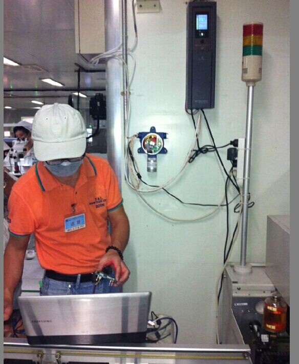 Wall Mounted Argon Ar Toxic Gas Detector 12 - 36VDC Power With Controller